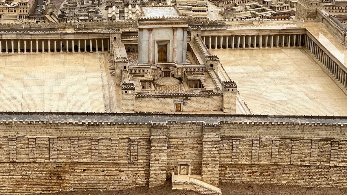 The Seven Temples in the Bible – End Times Berean